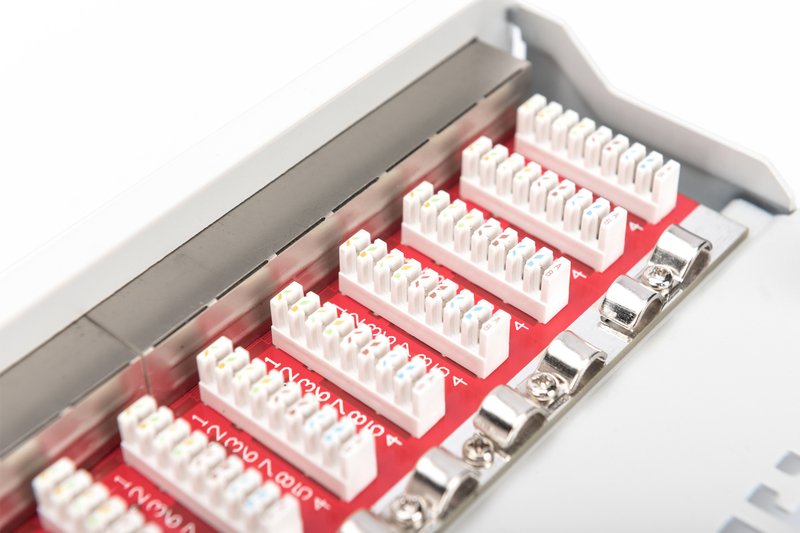 Desktop FTP Patch Panel – Eminent